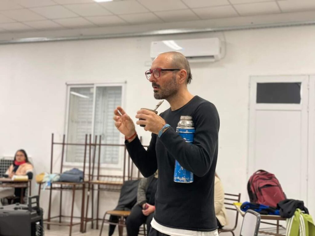 Kurt Lutman ofreció una charla en la escuela secundaria de Gral. Lagos ...